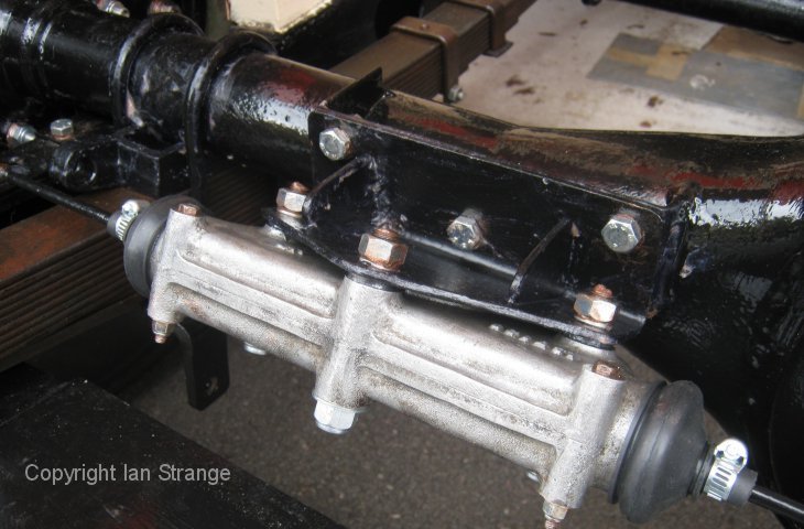 AC 2 LITRE SALOON - Rear Mechanical Brakes Overhaul