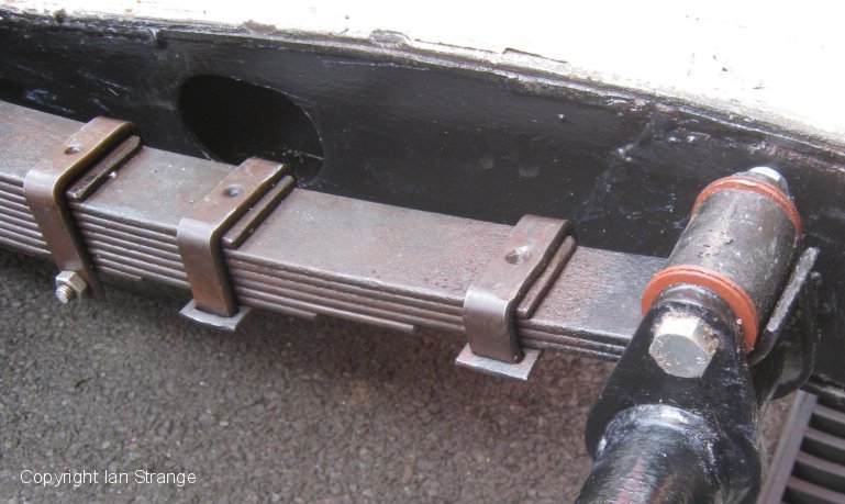 AC 2 LITRE SALOON - Rear Springs Overhaul