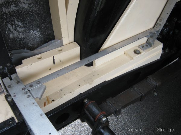 AC 2 LITRE SALOON - Restoration - Panels/Fittings